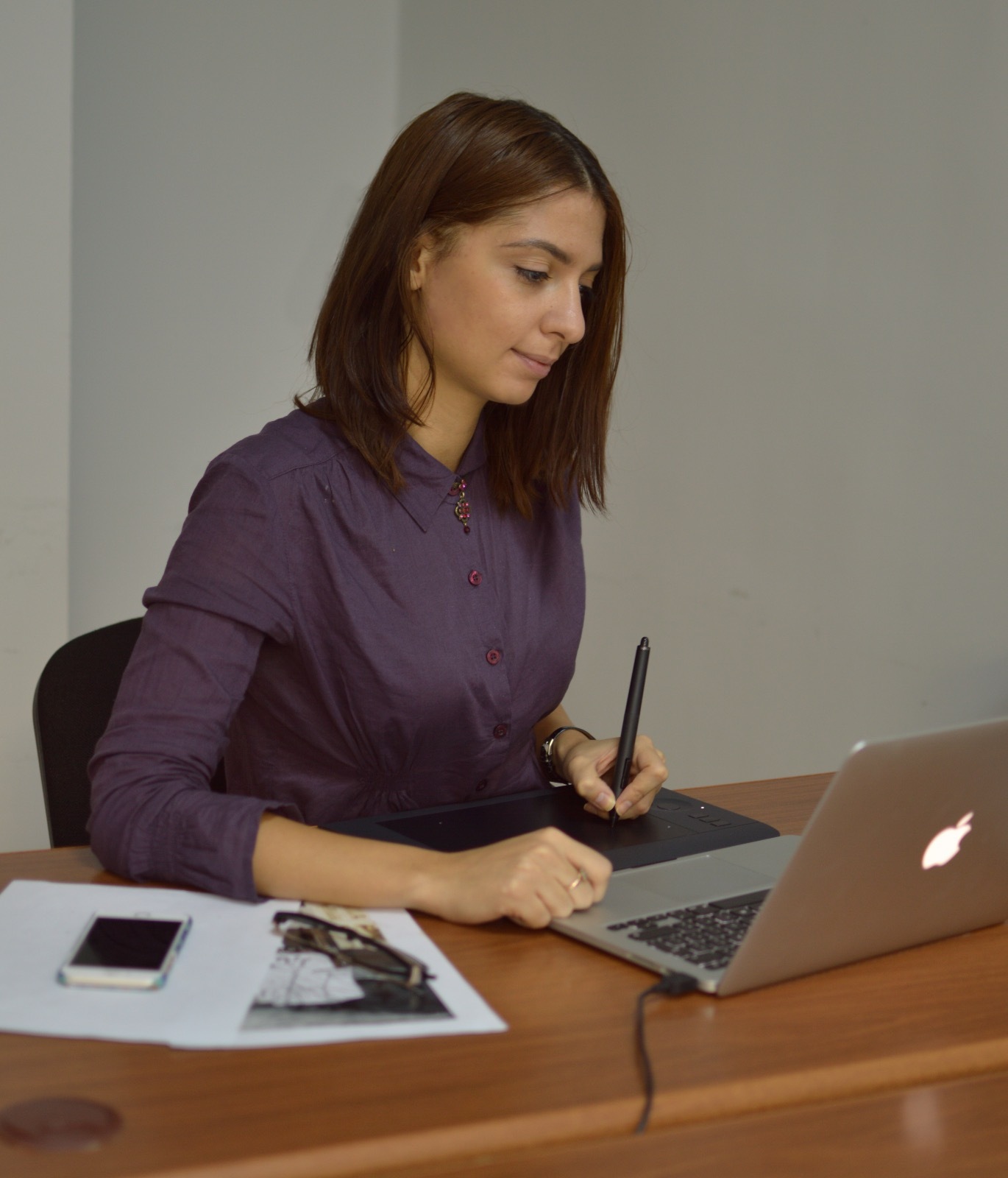 Tamara Saribekyan, Freelance Graphic Designer - Baron Mag