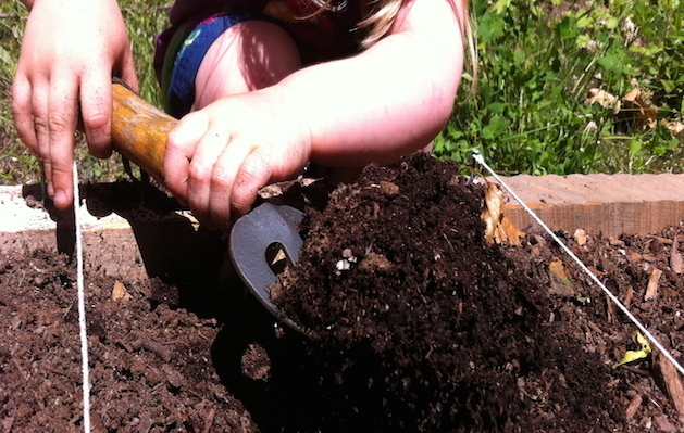 The Edible Garden : How to make great home compost for your garden ...